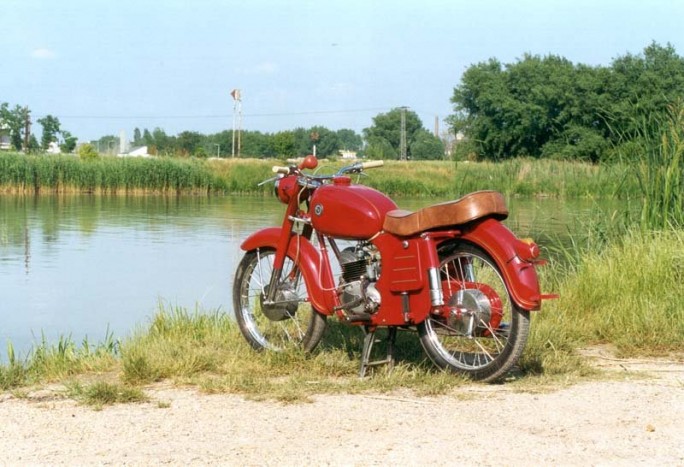 Danuvia DV 125 - Zugló reménye - Vezess