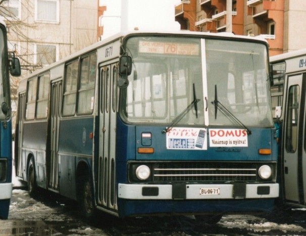 Kéményes busz a BKV-nál | Vezess