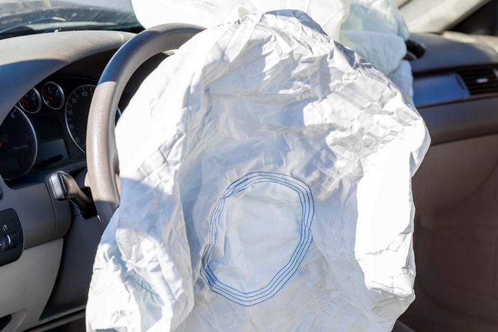 Selejtes luxusautók okoznak főfájást | Vezess