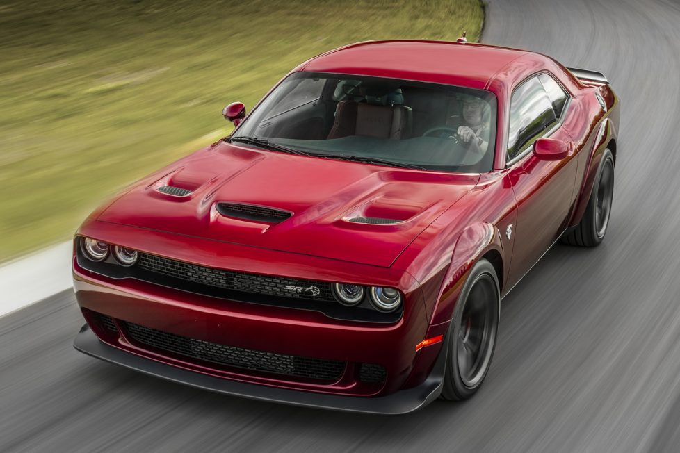 Dodge Challenger SRT Hellcat Widebody | Vezess