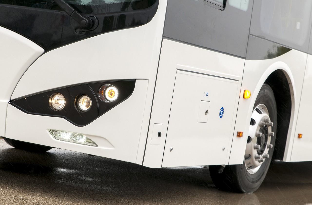 Itt vannak az első fotók az új magyar buszról - Vezess