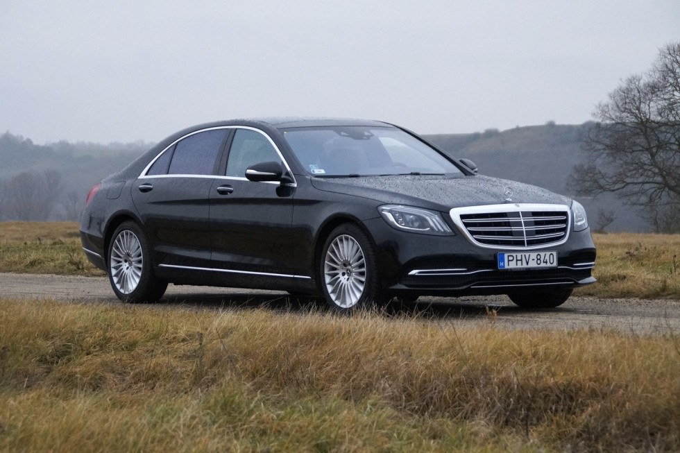 Teszt: Mercedes-Benz S400d L 4Matic - 2018