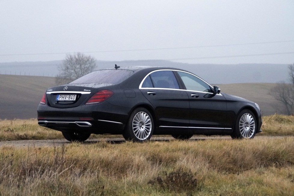 Teszt: Mercedes-Benz S400d L 4Matic - 2018