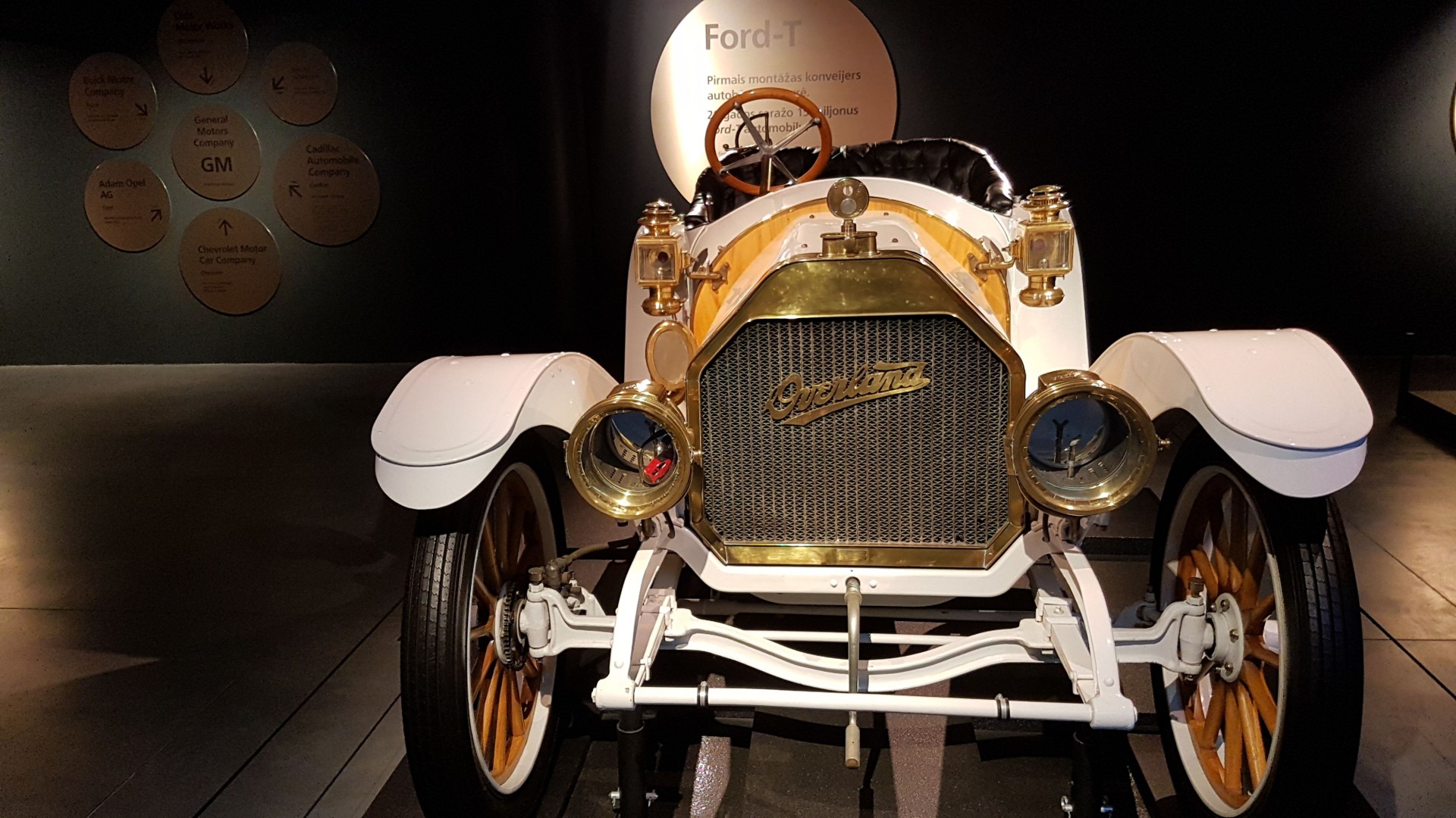 Látogatás a Riga Autómúzeumban