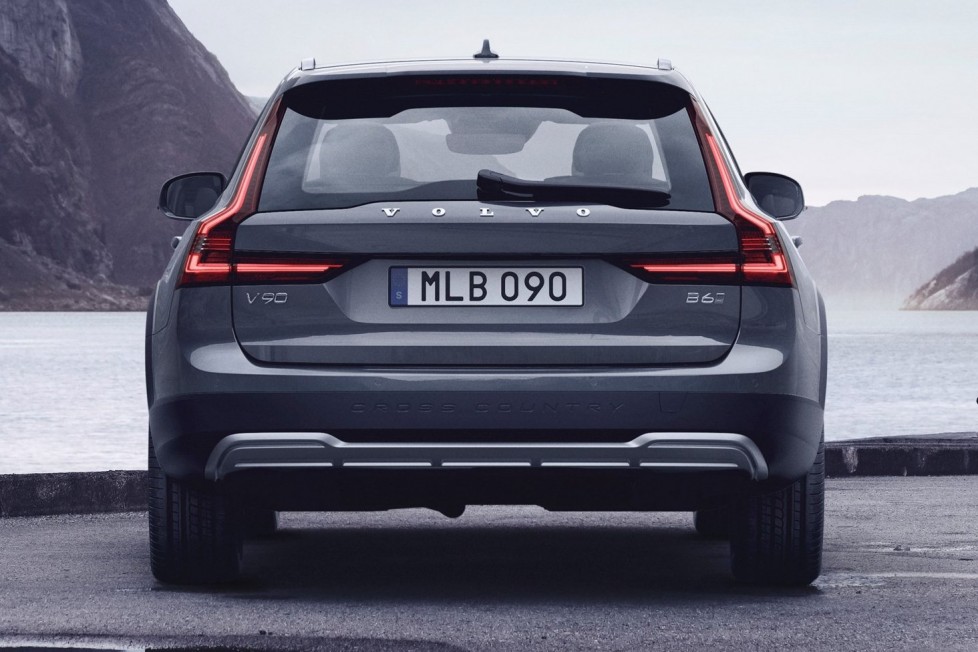 Volvo S90 V90 V90CC facelift 2020 | Vezess
