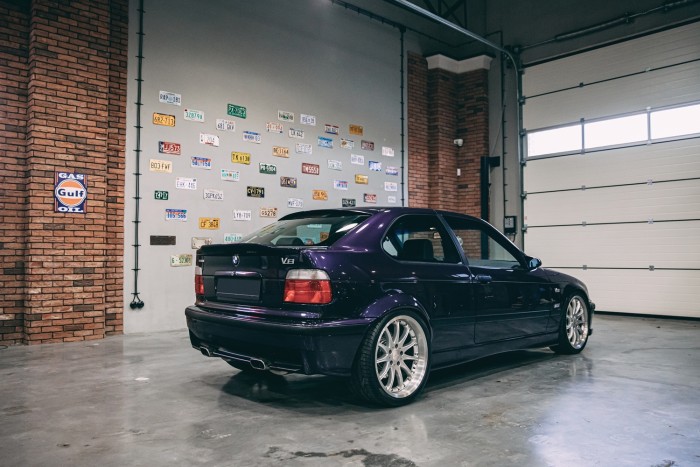 Gyilkos recept nyomán készült a Hartge BMW E36 Compact-ja - Vezess