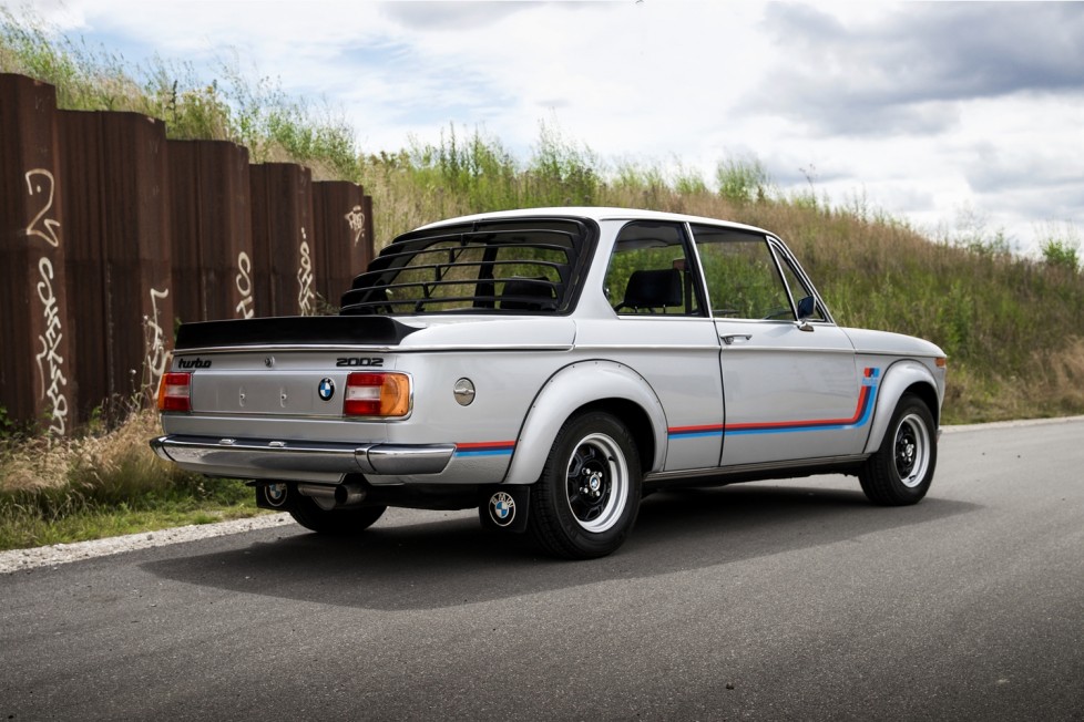 Az első turbós BMW a 2002 Turbo - Vezess