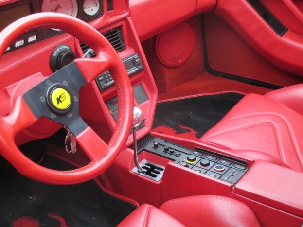 Valódi istenkísértés ez az 1989-es 1000 lóerős Lotec-Ferrari - Vezess