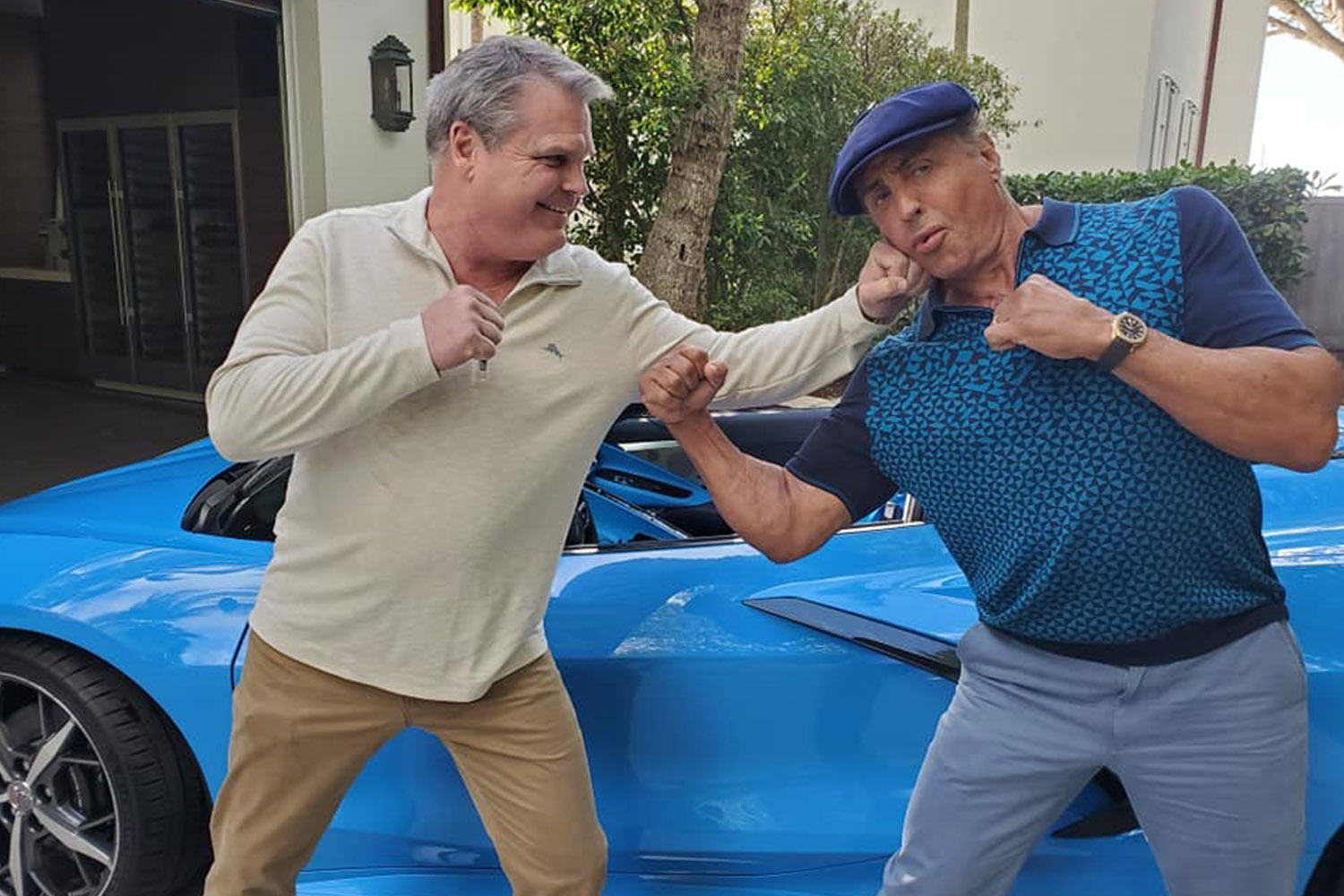 Sylvester Stallone vett egy új sportautót, amelynek gyönyörű színe van ...
