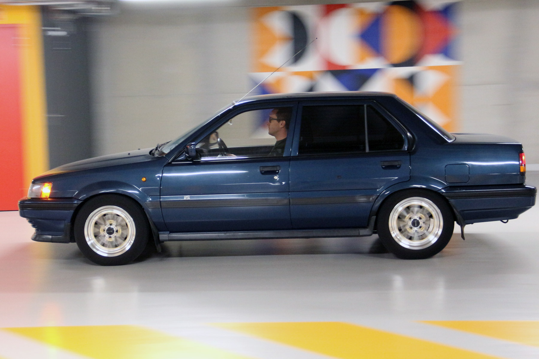 N13 Sunny Nissan Sunny N13 1986-1990 - Vezess