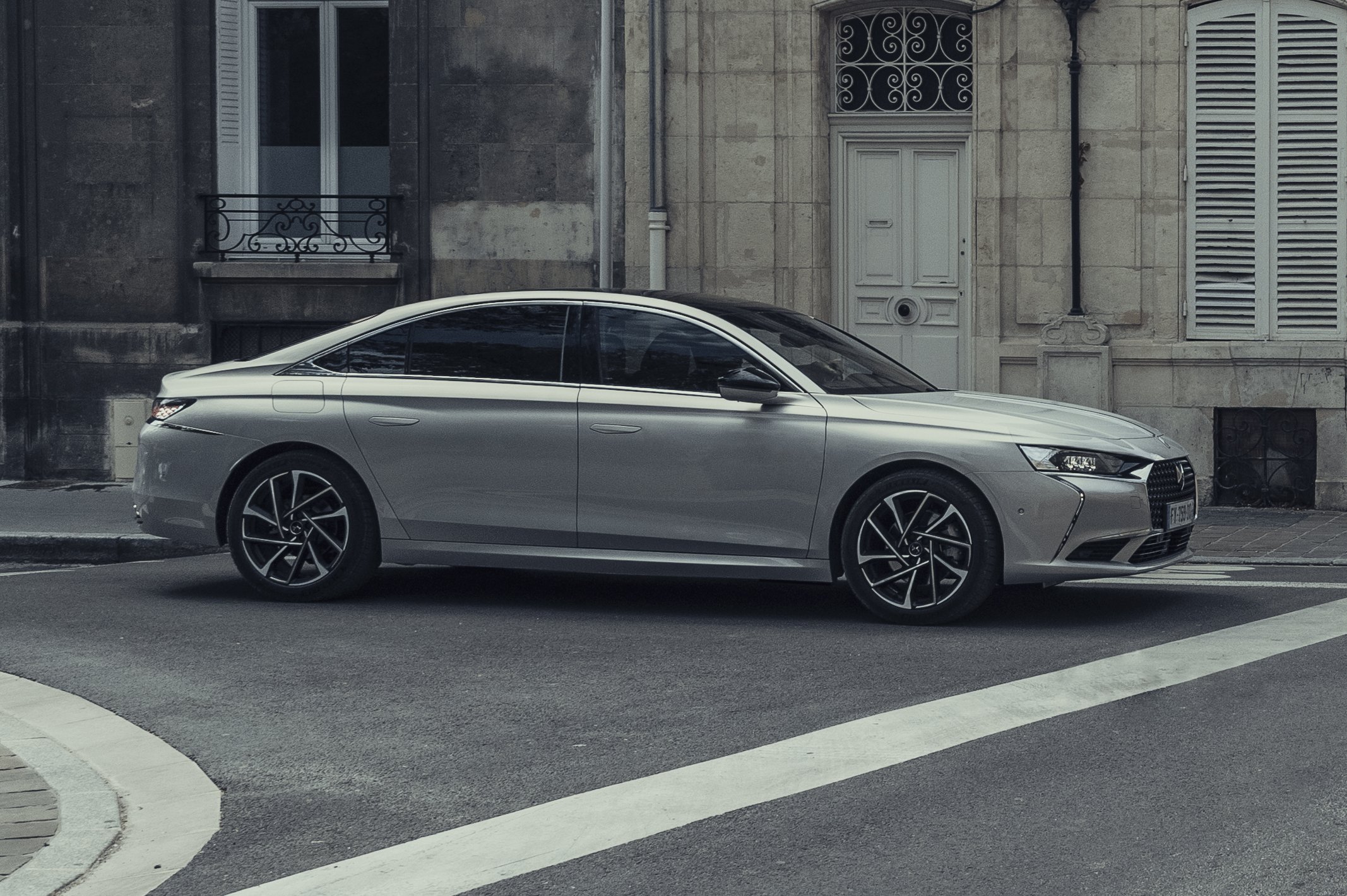 DS9 250 E-Tense - Vezess