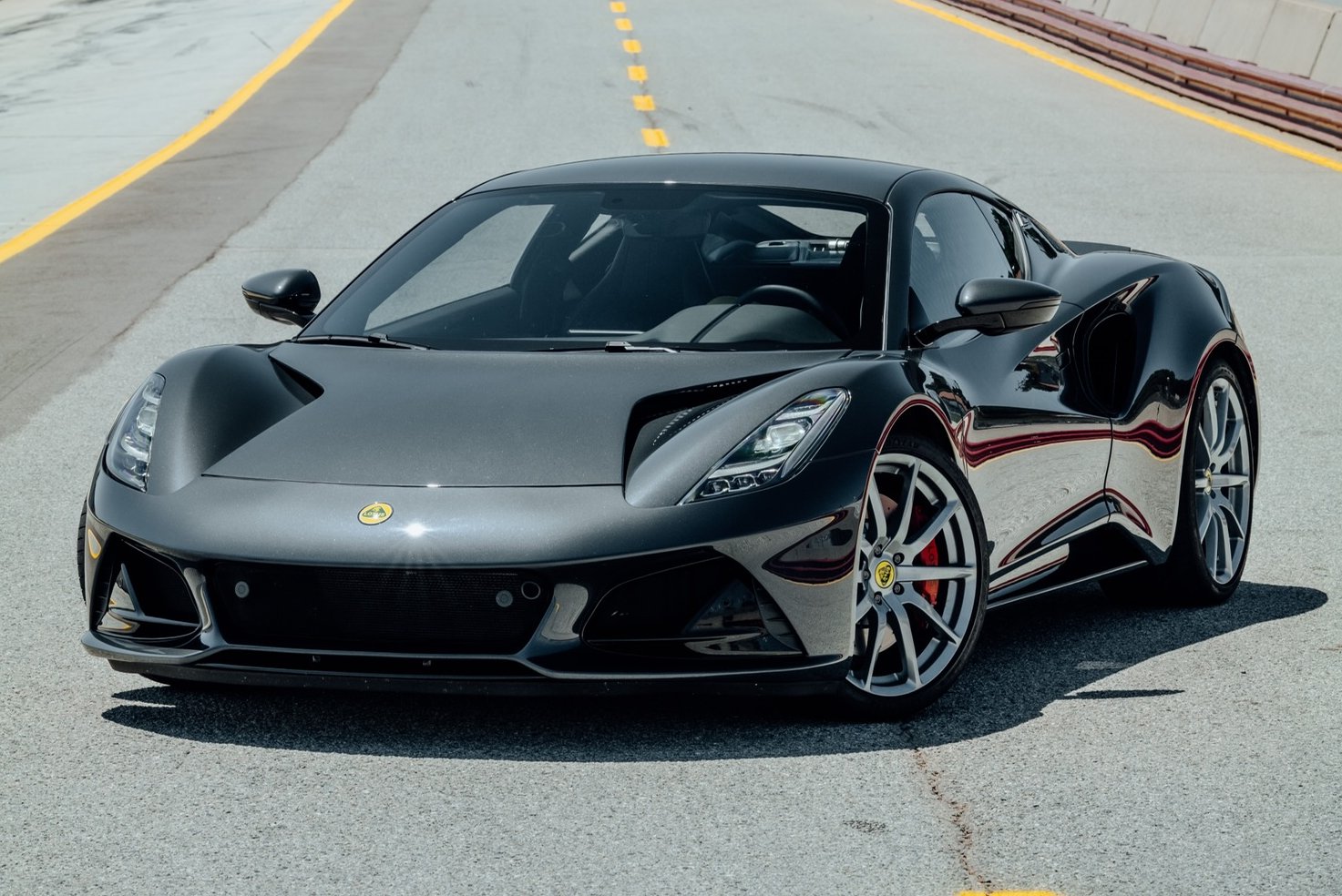 Lotus Emira prototípus a tesztpályán - Vezess