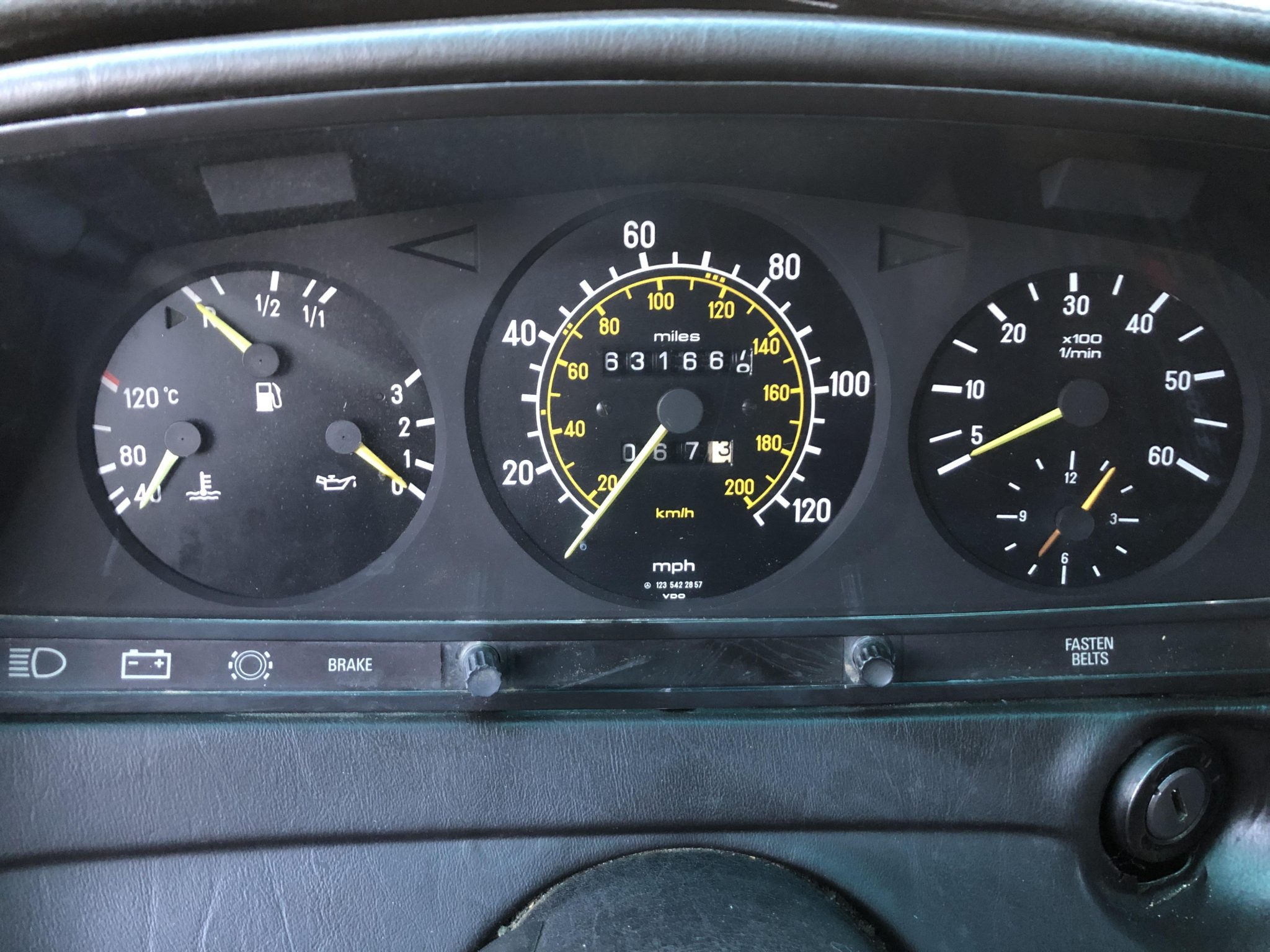 Így néz ki egy elpusztíthatatlan Mercedes egymillió kilométer után - Vezess Így néz ki egy elpusztíthatatlan Mercedes egymillió kilométer után - Vezess