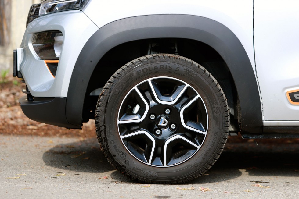 Teszt: Dacia Spring Comfort Plus