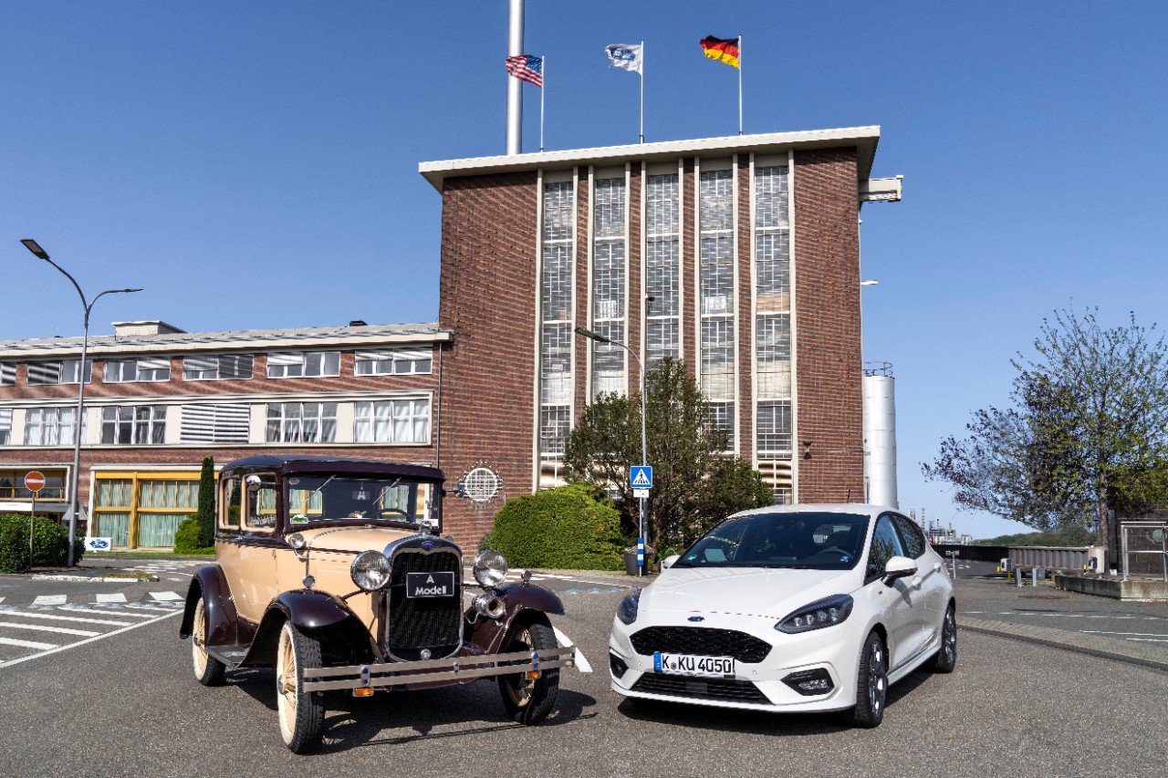 Ford Köln Németország ellátás leállás - Vezess