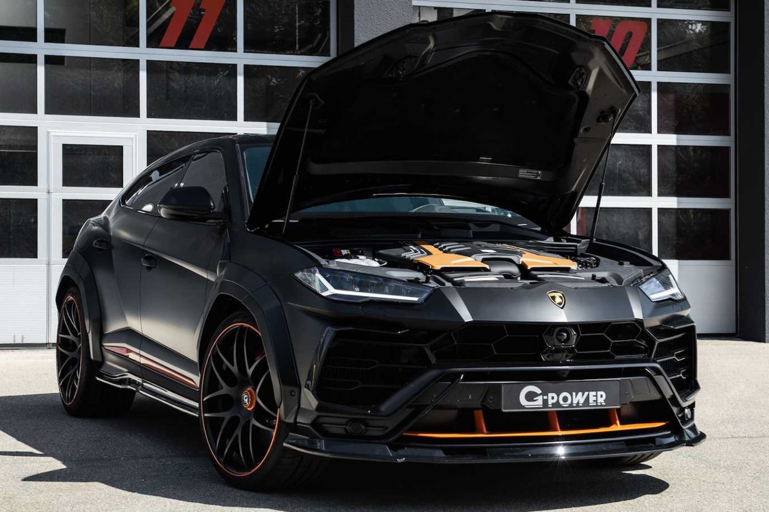 Lamborghini Urus SUV tuning G-Power | Vezess