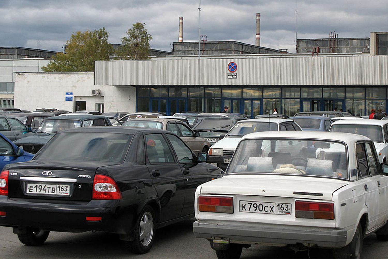 Rabok mehetnek Ladákat gyártani - Vezess