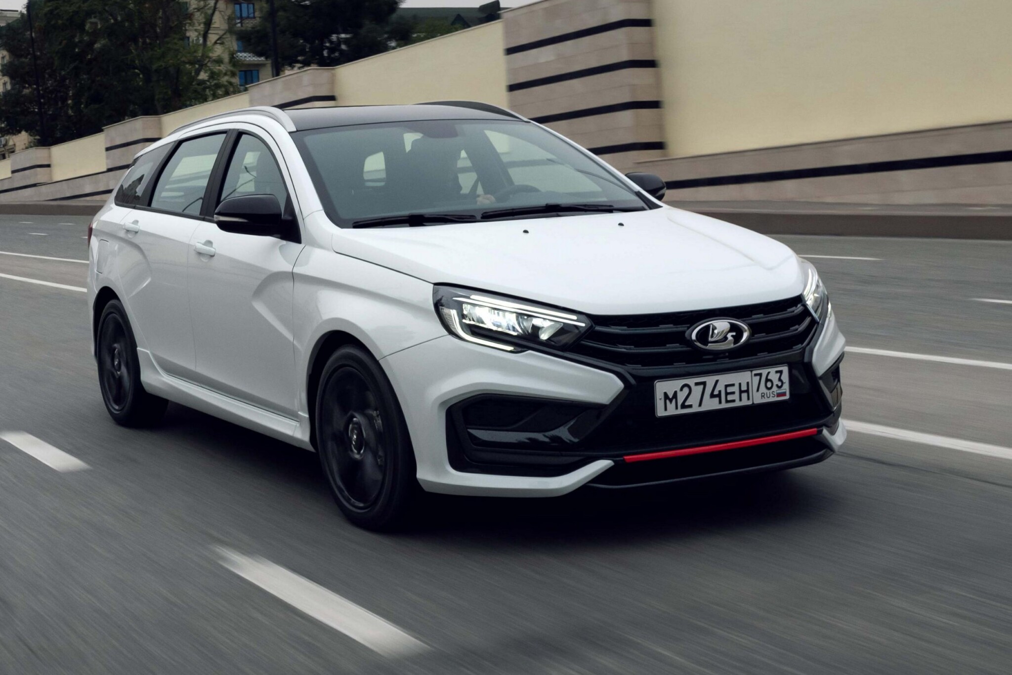 Lada Vesta SW Sportline - Vezess