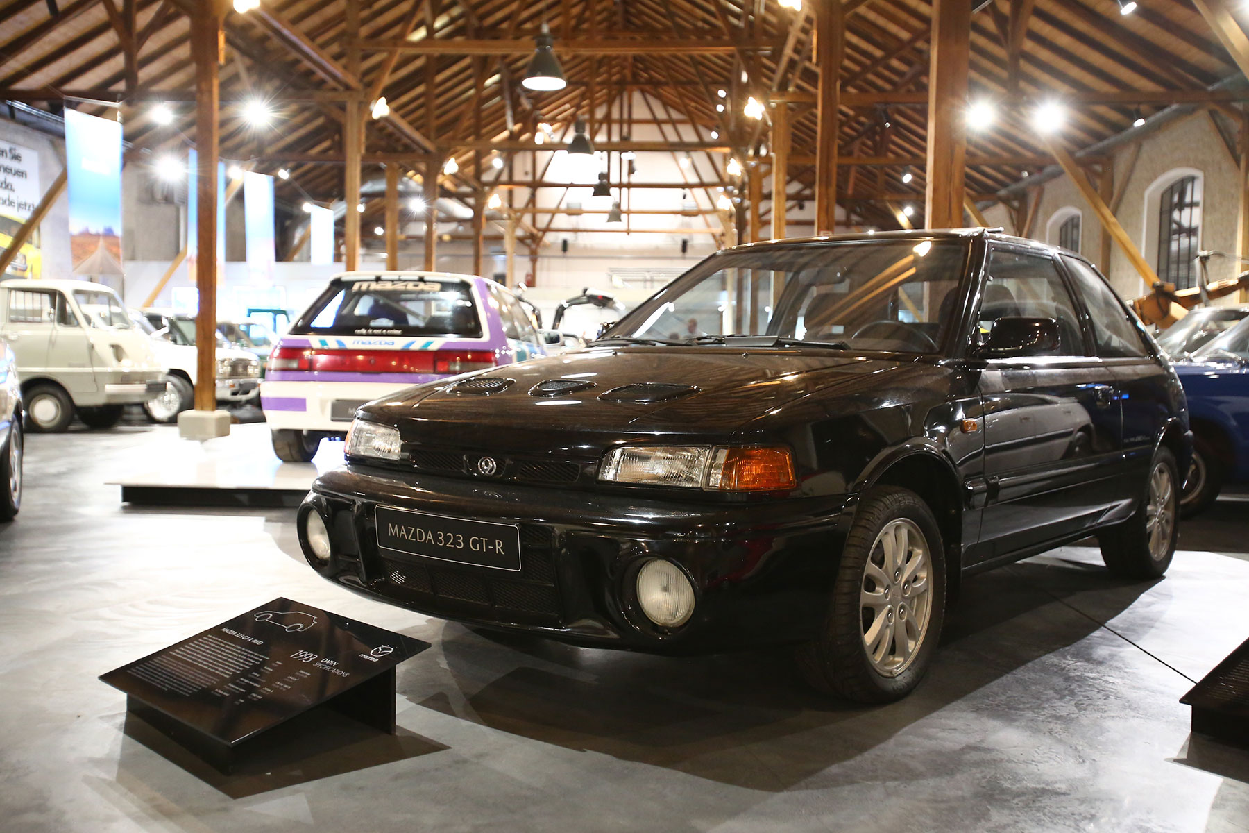 Mazda múzeum Mazda Classic Muzeum Augsburg Frey - Vezess