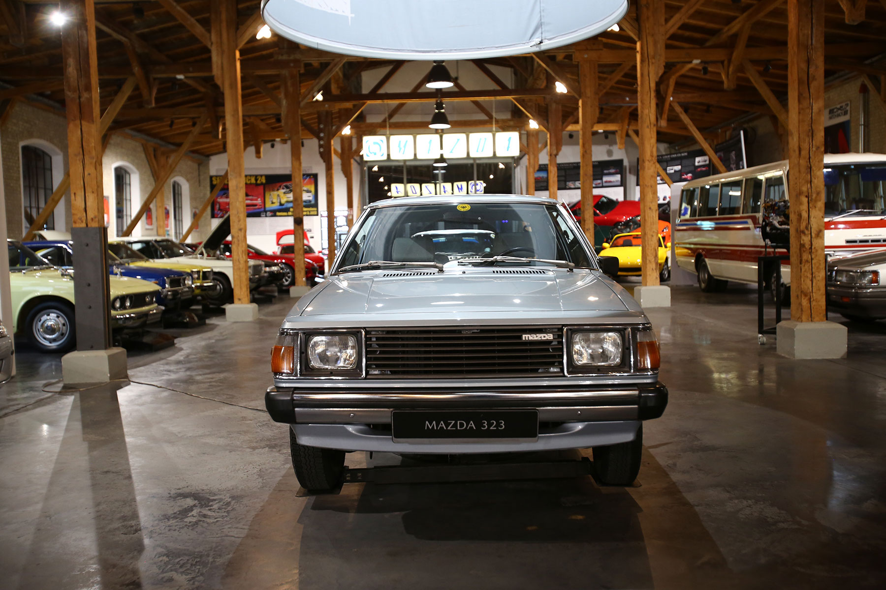 Mazda múzeum Mazda Classic Muzeum Augsburg Frey - Vezess