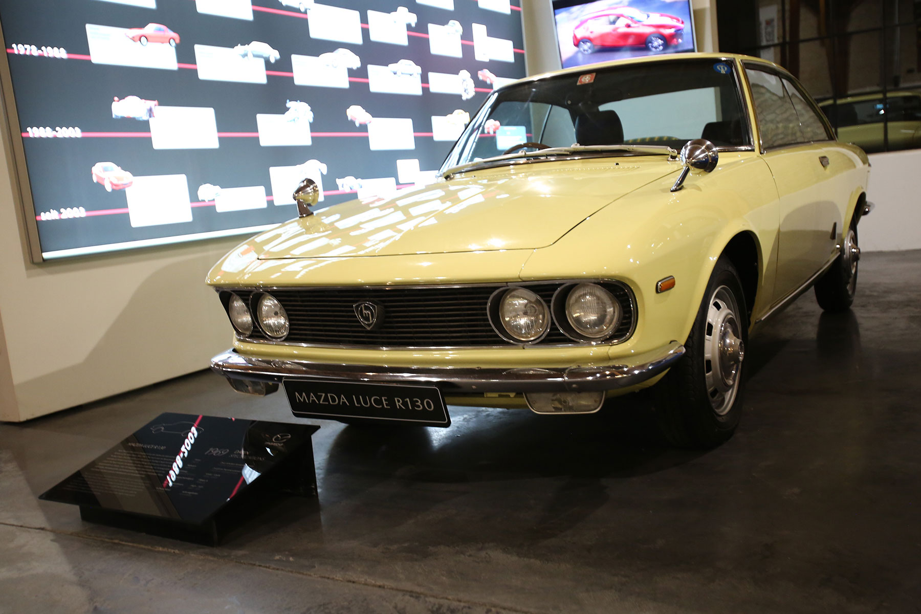 Mazda múzeum Mazda Classic Muzeum Augsburg Frey - Vezess