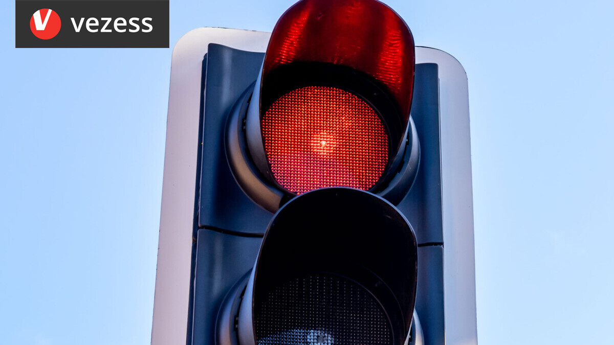 Rengeteg magyar közlekedő megszegi a legfontosabb szabályt - Vezess
