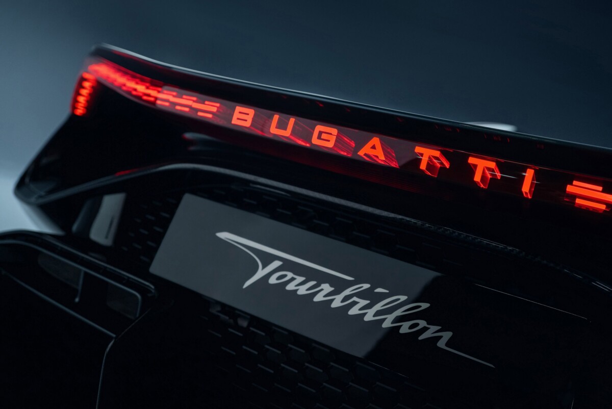 Bugatti Tourbillon 2024 műszaki adatok - Vezess