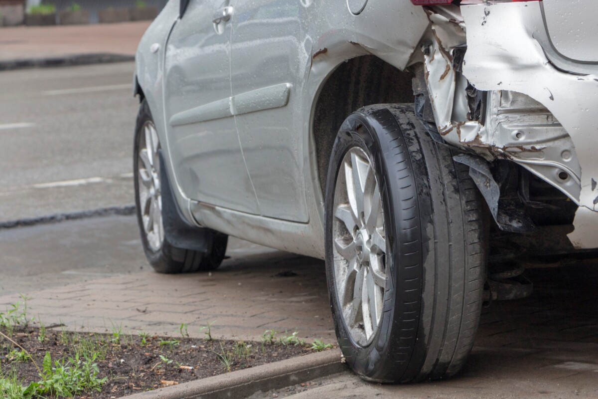 A modern kor átka: egyre több a totálkáros autó - Vezess