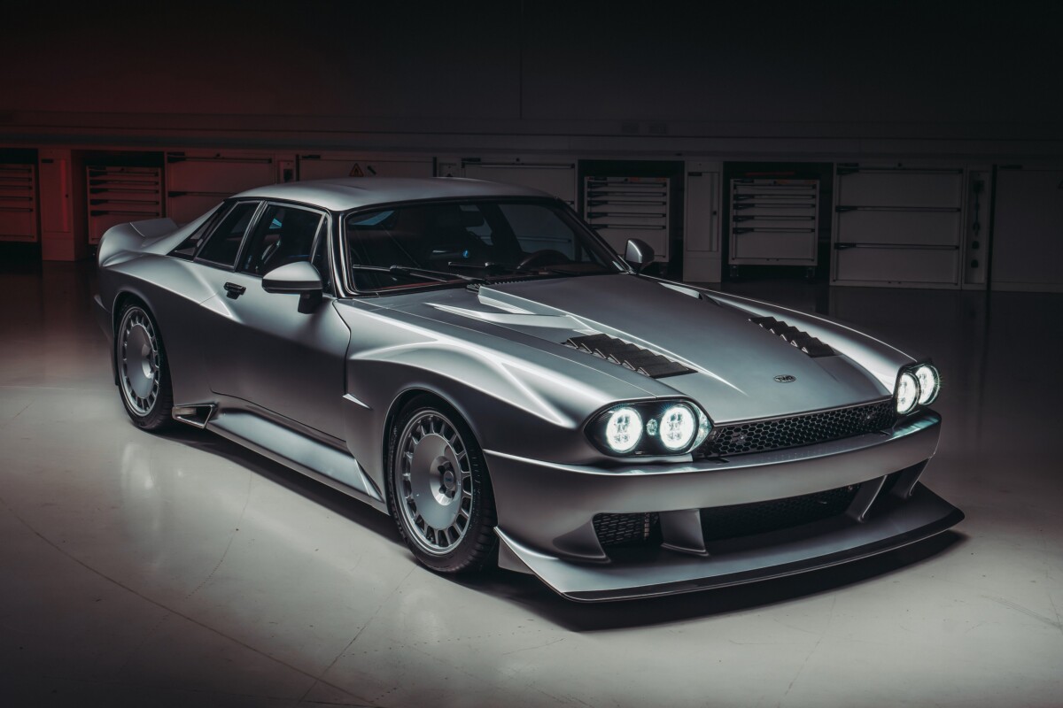 TWS V12 Supercat - Vezess