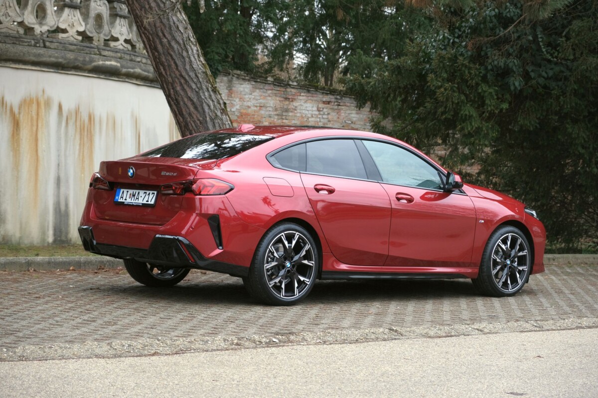 Kipróbáltuk az új BMW 2-est, meglepődtünk az árán! - Vezess